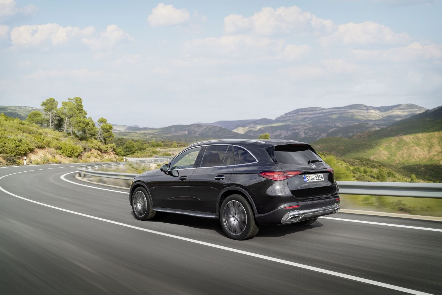 Mercedes-Benz GLC SUV (X254) GLC 400 e (381 Hp) PHEV 4MATIC 9G-TRONIC